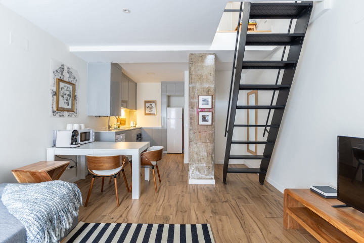 Bright Duplex, 8-min Walk To Cuatro Torres - Estación de Cantoblanco - Madrid
