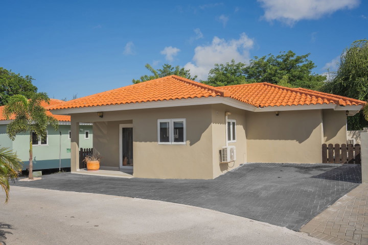 Tuscan Villa Bottelier Casa Celina - Curaçao