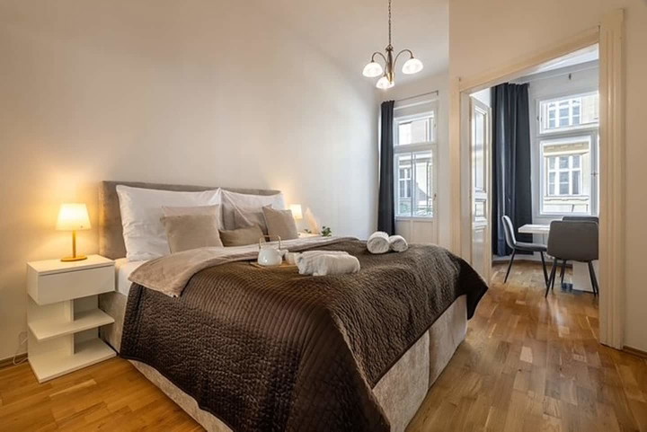 Spacious Old Town Gem By Wagnerstays - Prága