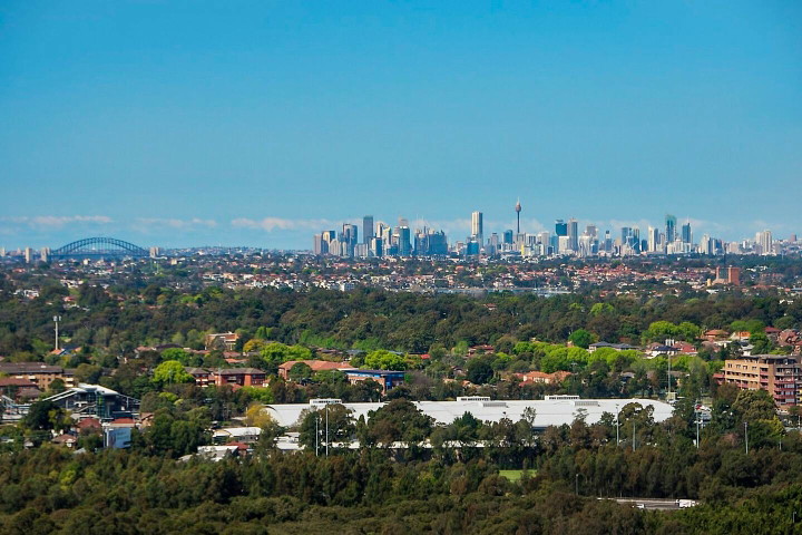 Olympic Park 2br + Study | City Views & Parking - パラマタ