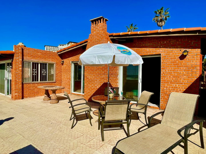 Family Beach Front Home - Playas De Tijuana