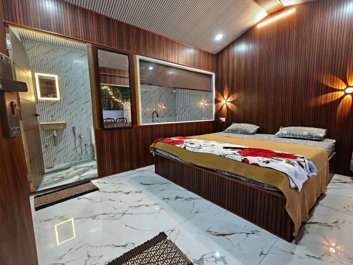 Room 003 (Non-jacuzzi) - Matheran