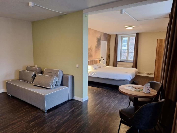 Relaxing Room W Fireplace & Access To Trails - 魯爾蒙德
