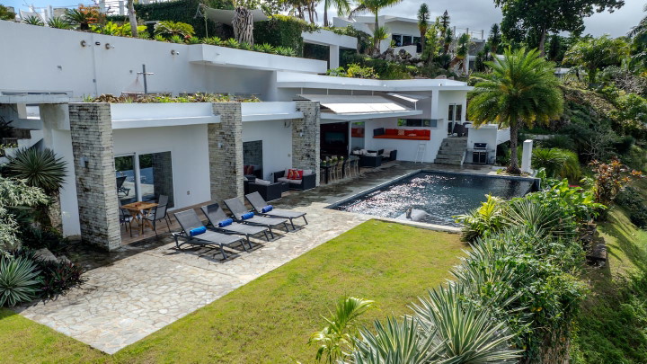 La Roca Villa: 4br, Pool Table, Jacuzzi & Views - Sosúa