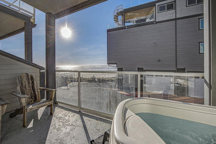 Krusemuir Oceanview Townhome - Rockaway Beach, OR