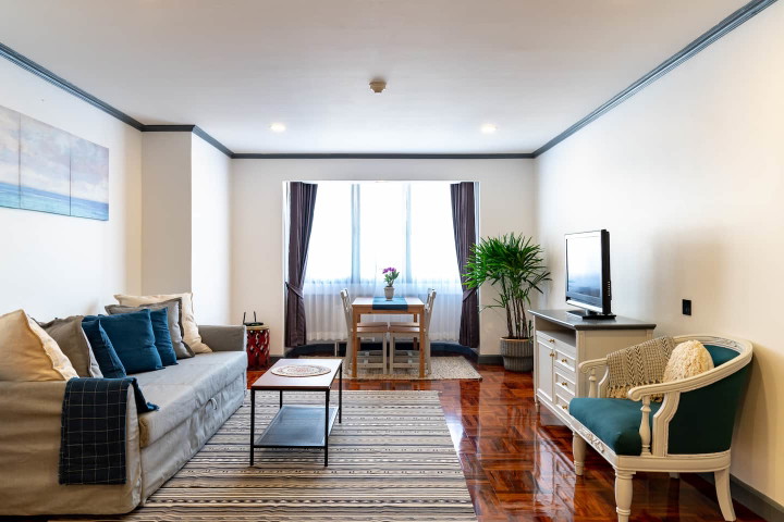 65 Sqm 1 Br, Near Nana Skytrain Center Bkk 02 - Bangkok