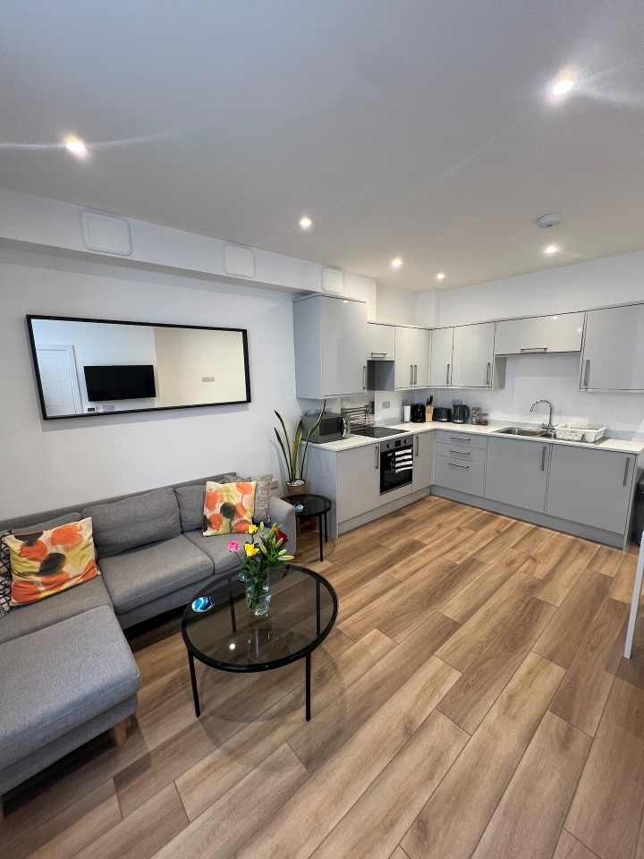 1 Bed Apartment In Town Centre - Inglaterra