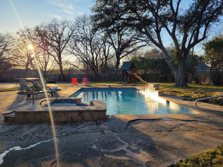 Spacious Pool Home W/ Game Room | 15 Min To Dfw - Irving