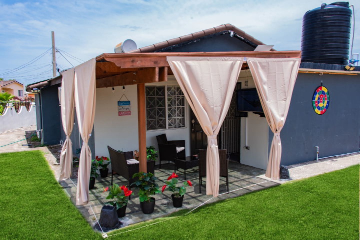 Suite Escape 2br | Outdoor Cinemasolarstarlink - Jamaica