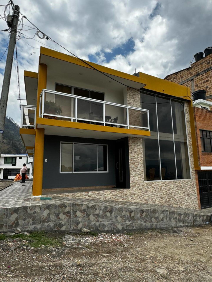 Choachí | Chorrera, Hot Springs And A Privileged View - Colombia