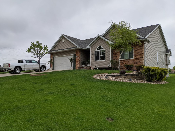 Large Family Home - オカボジ, IA