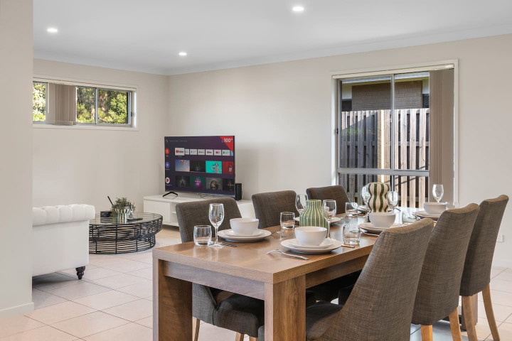 4br Family Retreat | Ac Throughout & Spacious - Gold Coast