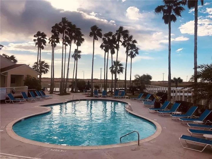 1st Floor-oceans Upon Us @ Beach Club- #180 - Corpus Christi, TX