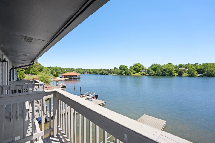 Lakefront Luxury Retreat | Dock, Kayak & Views - Crossville, TN