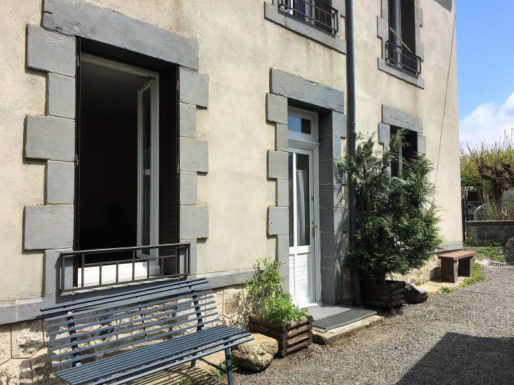 Bel Appartement Confortable 6 Pers. Avec Courette - La Bourboule