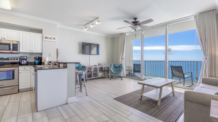 Tidewater - 1st Line Beach Views! Walk To Pierpark - Panama City Beach, FL