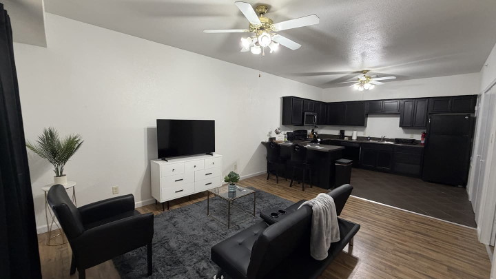 A8  Cozy Stay  Pool  Close To A-state & Dining - Jonesboro, AR