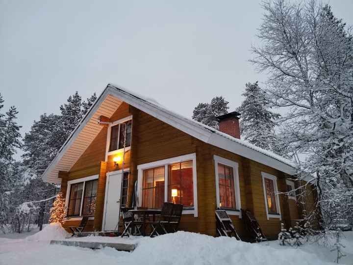House Of The Auroras - Inari