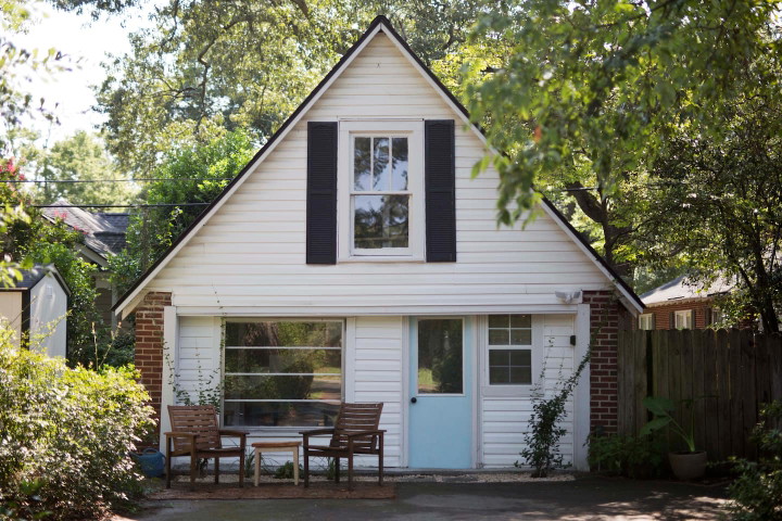 Vintage Rosewood Carriage House - Columbia, SC