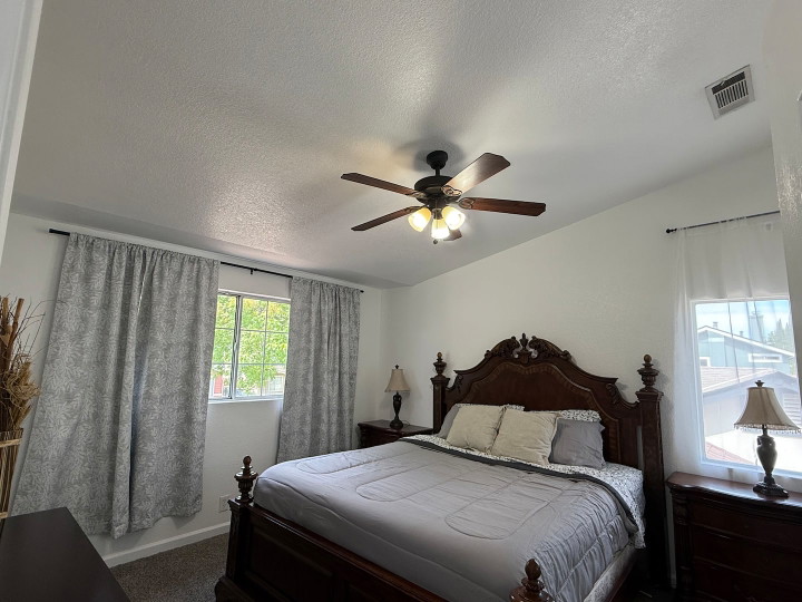 Nancys Nest | Private Cozy Upstairs Apartment - Patterson, CA