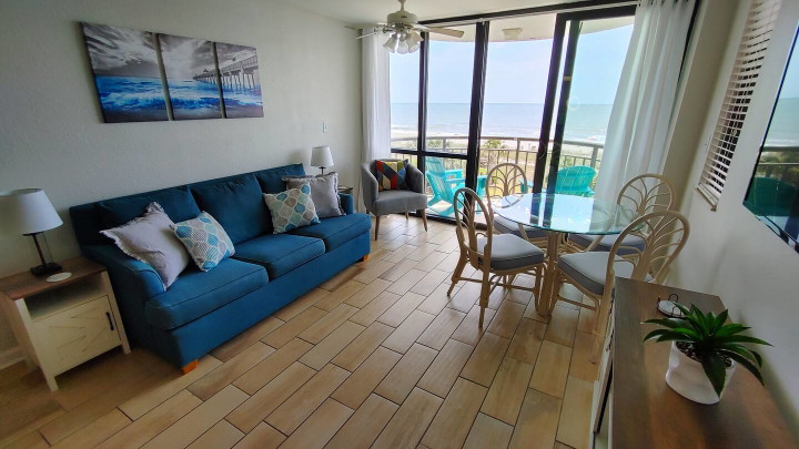 Oceanfront Condo, King Bed, Heated Pools Hot Tubs - Myrtle Beach, SC