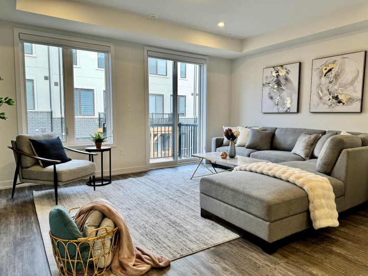 Luxury 4br Townhouse In Oakville - Burlington