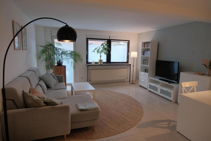 2 Rooms 60 Sqm | Parking | Bathtub | 25 Min Dus - Duisburg