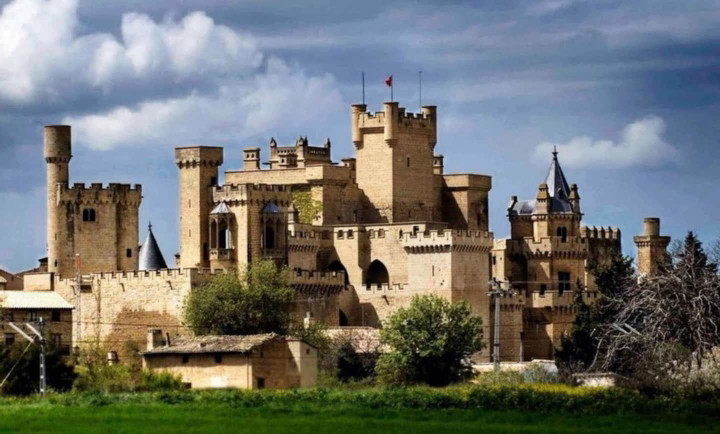 The Mirador De Olite - Navarra