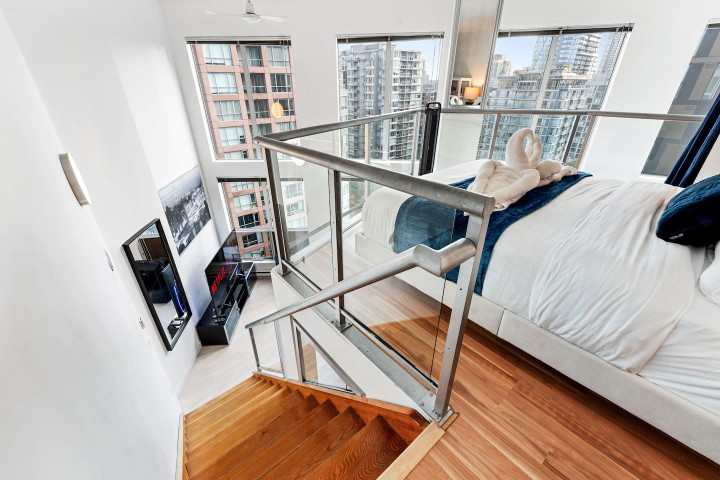 Designer Loft In Downtown 1br/3bed - Vancouver