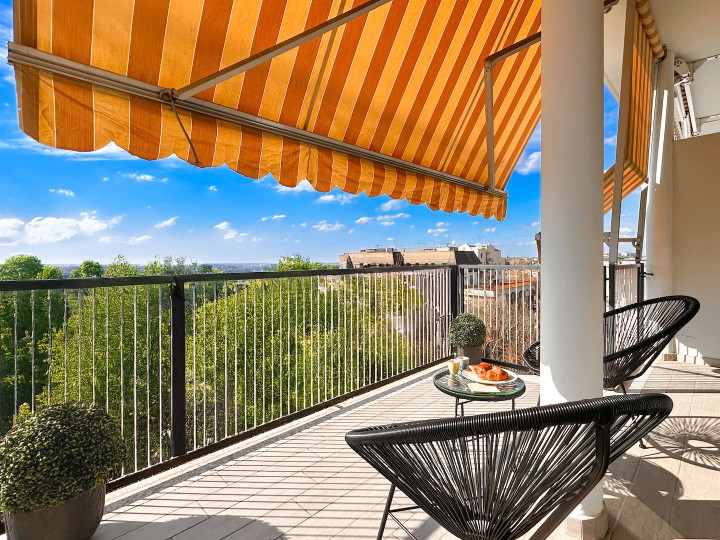 [Girandina View] Downtown Rooftop Attic - Modena, Italy