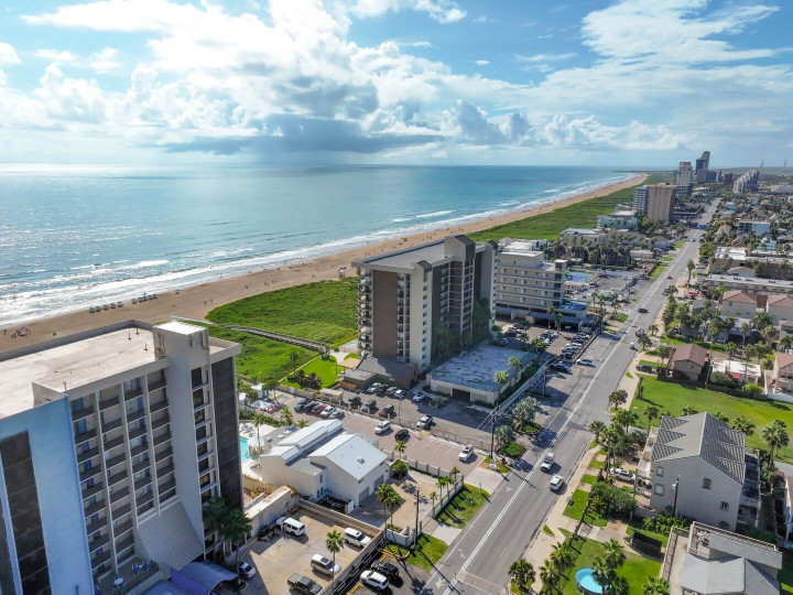 Ocean Vista 902 - Beachfront Condo With Spectacular Ocean Views From 9th Floor - South Padre Island