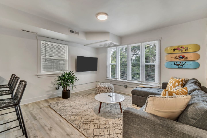 Lcf | 1br W/ Exposed Brick + Mtn Views (Sleeps 4) - Salt Lake City, UT