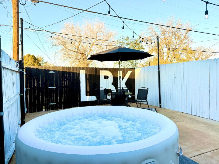 Sleek Monochromatic Studio W/ Hot Tub | Near Ttu - Lubbock, TX
