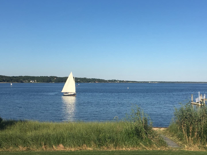 Hamptons Waterfront- Great Location- On The Bay - Hampton Bays, NY