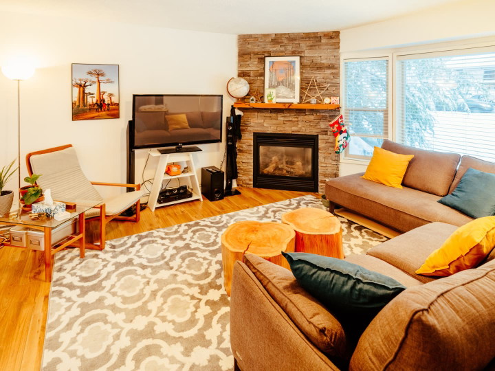 Relax At The Foot Of The Chief - Squamish