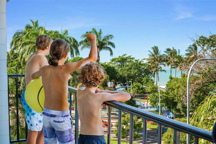 Waterpark Haven · 2br · Secure Pkg· Opp Beach Pool - Townsville