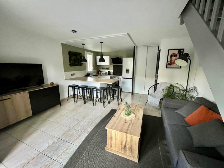 Maisonnette En Duplex Avec Jardin Privatif - Le Crès