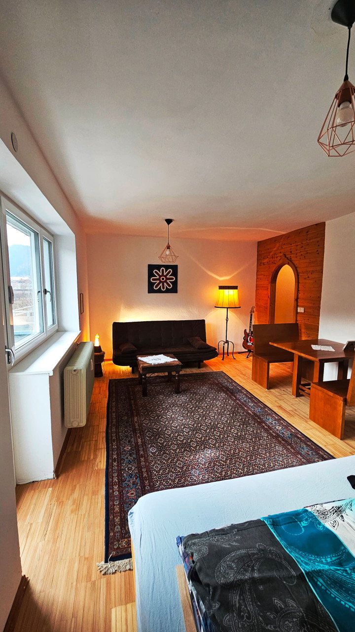 Helle, Hochwertig Neu Renovierte, Künstlerwohnung - Innsbruck