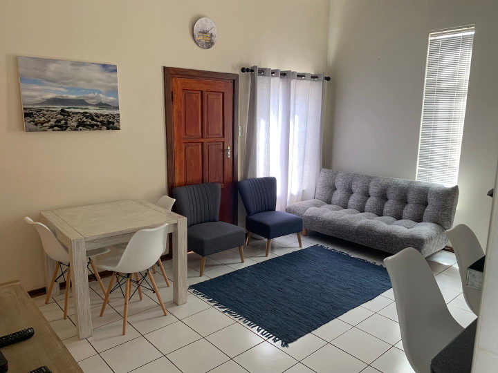 Private, Well Located Apartment - Randburg
