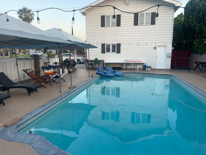 7 Rooms Historical Entire House For Large Groups - San Bernardino