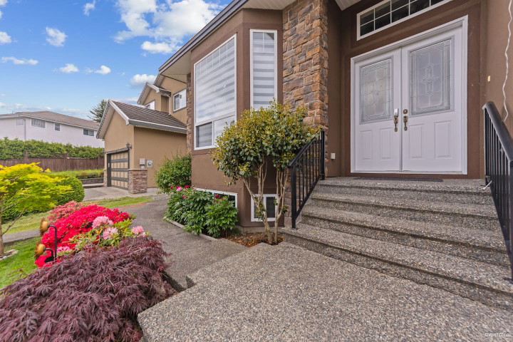 Spacious 3br Suite &5 Min To Costco, Ikea, T&t - New Westminster