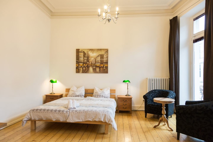 Große Südstadt-wohnung Im Gründerzeithaus - Bonn
