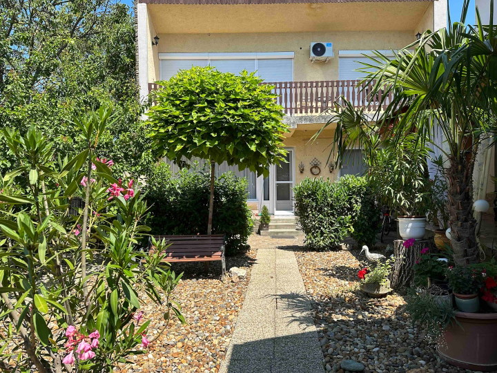 Lovely Holiday Home 5 Minutes From Lake Balaton! - Balatonlelle