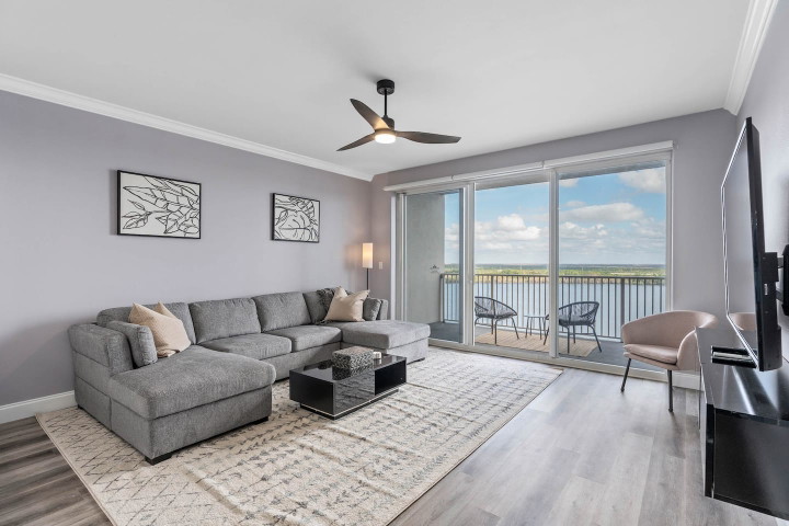 Lakeview Condo Near Disney For 5 - Lake Buena Vista, FL