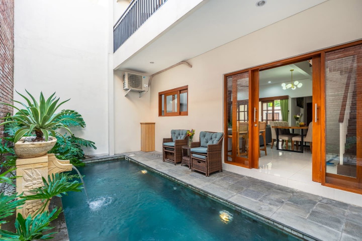 Private Pool Villa Near Sanur - Bali
