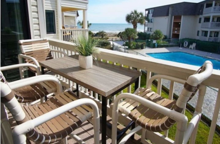 Ocean And Pool View, Snowbirds Welcome!! - South Carolina