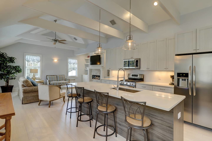 2 Bedroom Condo In Old Town Bluffton, 3rd Floor - Bluffton, SC