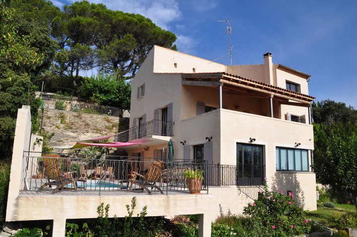 Large House With A View, In A Quiet Location, A 10-minute Walk From Downtown - Uzès