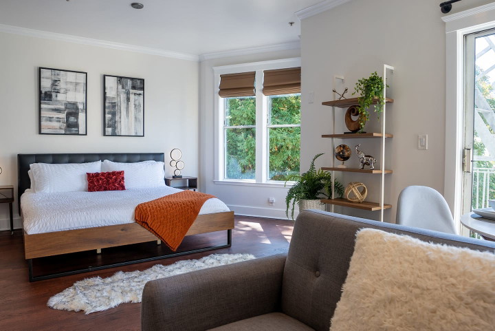 King Bed Studio W/ Full Kitchen In Lower Haight - San Francisco, CA