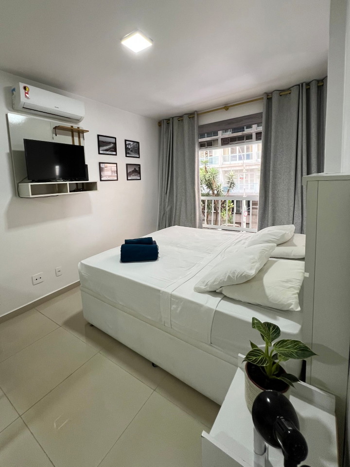 Modern Studio 2 Minutes @Copacabana Beach - Rio de Janeiro (estado)